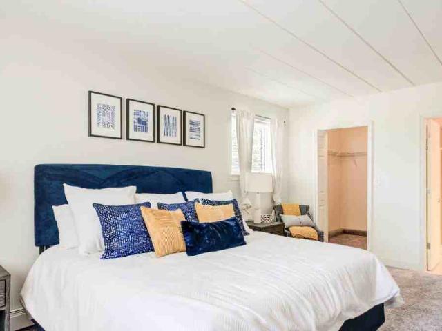 Stonegate at Devon Apartment Homes 1 Bedroom Apartment for Rent at 300 Avon Rd, Devon, PA 19333