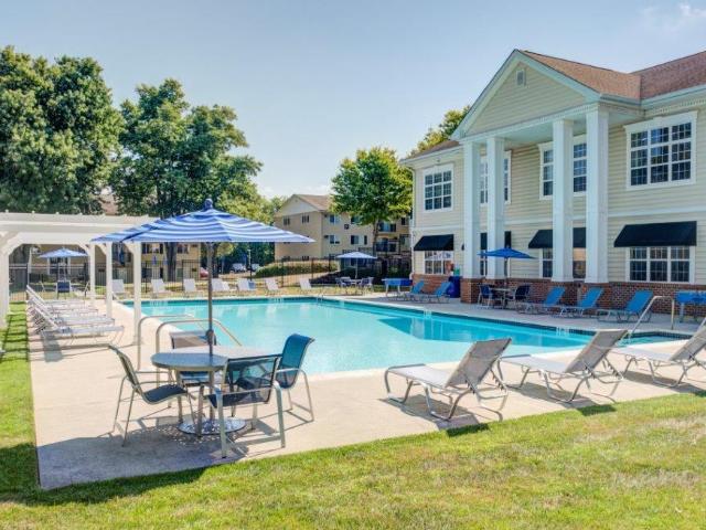 Stonegate at Devon Apartment Homes 3 Bedroom Apartment for Rent at 300 Avon Rd, Devon, PA 19333