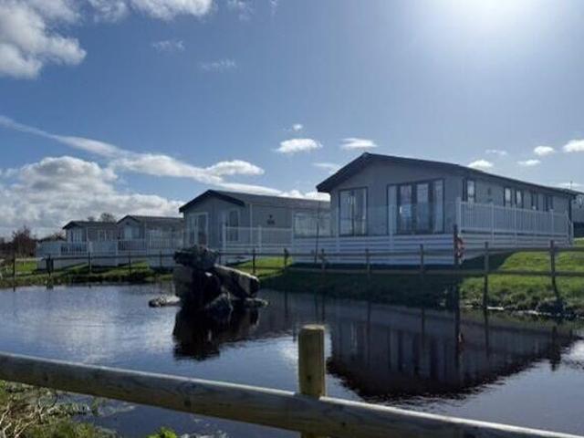 Stonegate, Tevella, 2 Bedroom Lodge