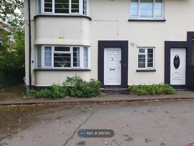 Stonegrove Court, Edgware HA8, 2 bed maisonette to rent, £1,700 pcm | PrimeLocation