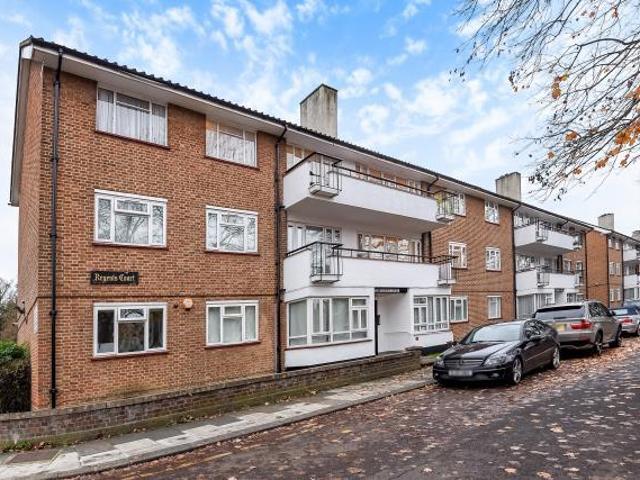 Stonegrove, Edgware, HA8 2 bed flat to rent £1,900 pcm £438 pw