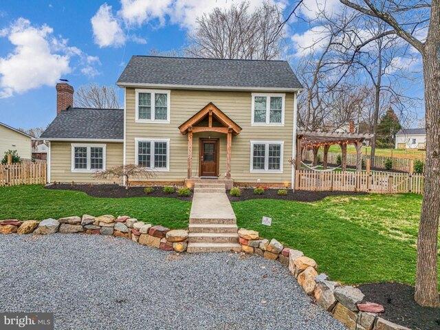 Stonehurst Ct, Warrenton, Home For Sale