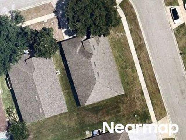 Stonehurst Cir