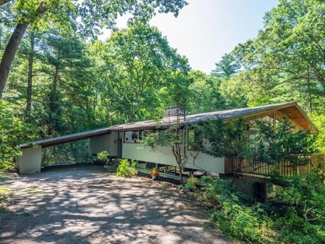 Stonehedge Rd, Lincoln, Home For Sale
