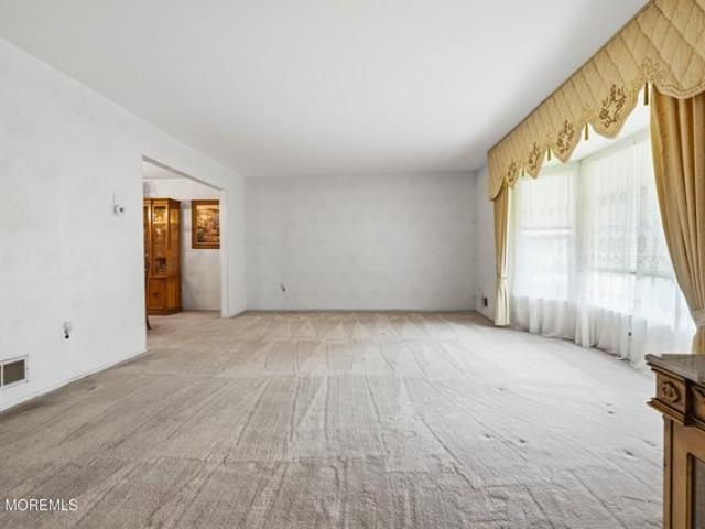 Stonehenge Dr, Ocean Township, Home For Sale