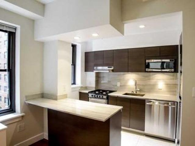 Stonehenge 57: 2 bd 1 ba