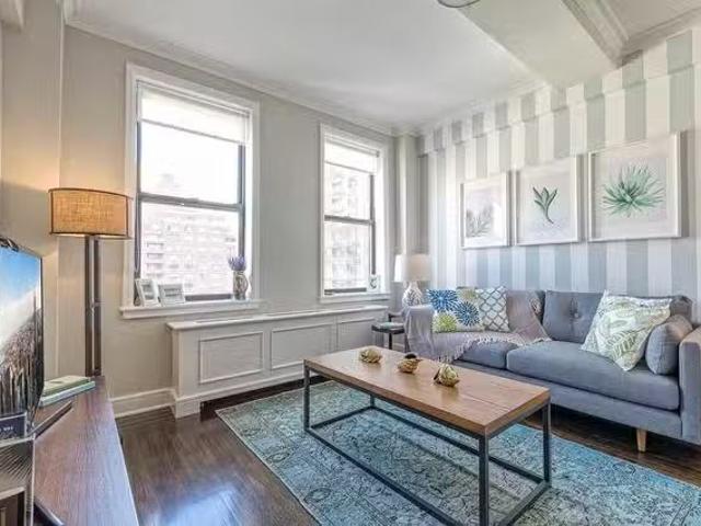 Stonehenge 70, 210 W 70th St, Lincoln Square 1 Bedroom 1 B.