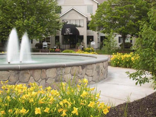 Stonehill 2 Bedroom Apartment for Rent at 3501 Xenium Ln N, Plymouth, MN 55441 Plymouth Wayzata