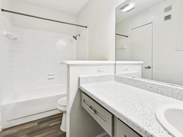 Stonehill at Pipers Creek 1 Bedroom Apartment for Rent at 7940 Pipers Creek St, San Antonio, TX 78251 Crown Meadows