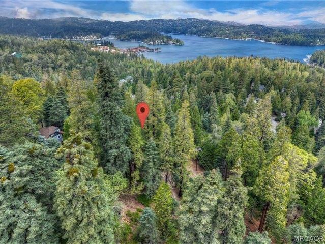 Stonehill Dr, Lake Arrowhead, CA 92385