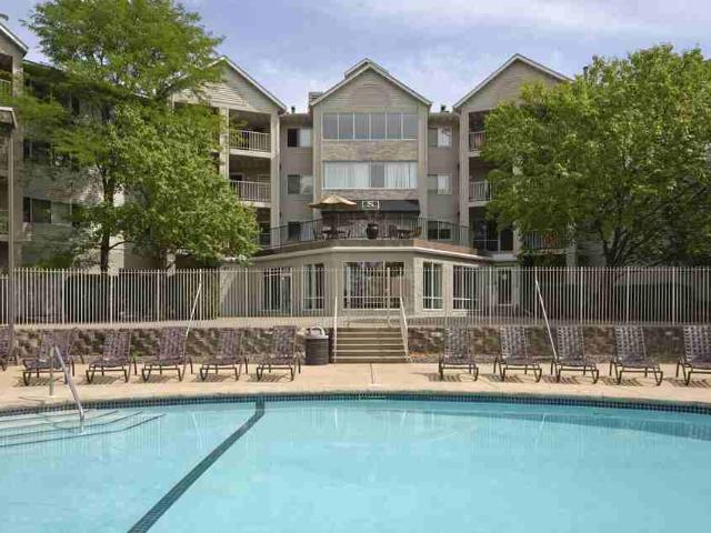 Stonehill Studio Apartment for Rent at 3501 Xenium Ln N, Plymouth, MN 55441 Plymouth Wayzata