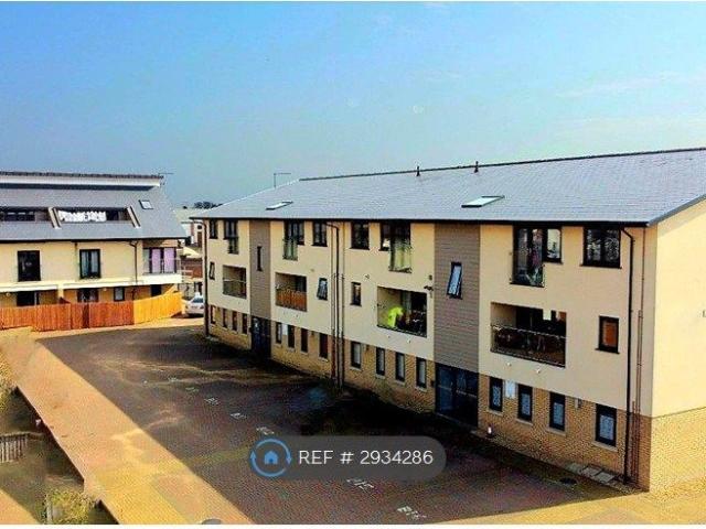 Stonehouse Court, Stanground, Peterborough PE2, 2 bed flat to rent, £900 pcm | PrimeLocation