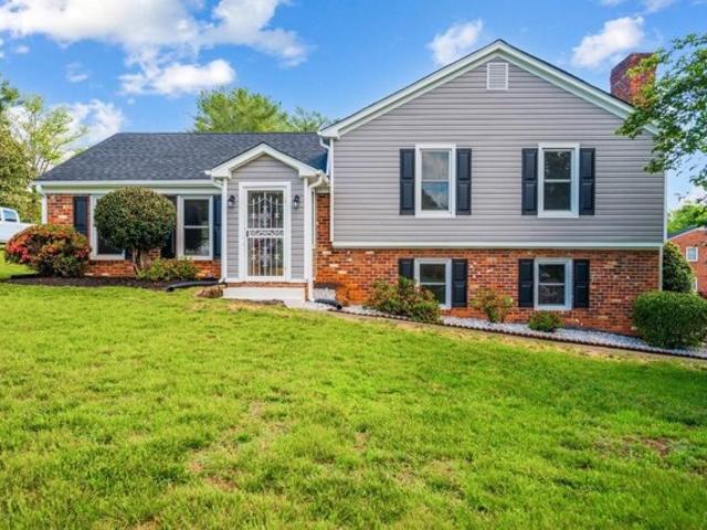 Stonehouse Dr, Lynchburg, Home For Sale