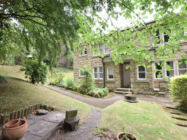 Stonelea Court, Headingley, Leeds, West Yorkshire LS6, 2 bed flat to rent, £895 pcm | PrimeLocation