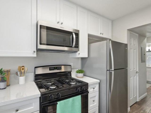 Stoneridge Apartment Homes 2 Bedroom Apartment for Rent at 1540 8th Street, Upland, CA 91786