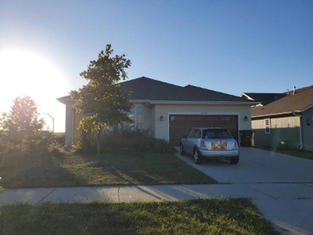 Stoneridge Dr