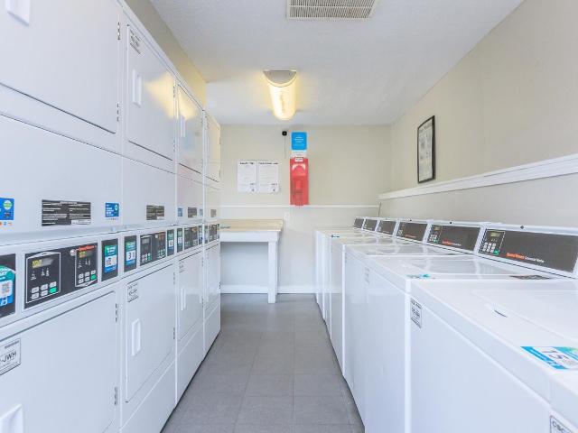 Stoneridge Pointe 1 Bedroom Apartment for Rent at 1505 W 25th St, Sanford, FL 32771