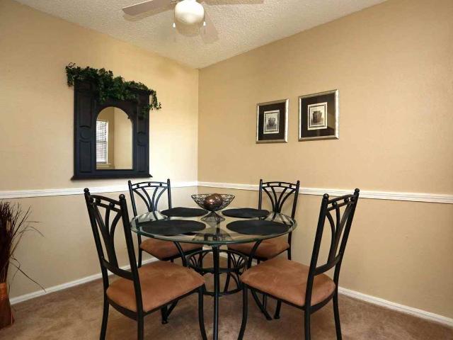Stoneridge @ 36th Apartments 2 Bedroom Apartment for Rent at 3625 S Lakewood Ave, Tulsa, OK 74135
