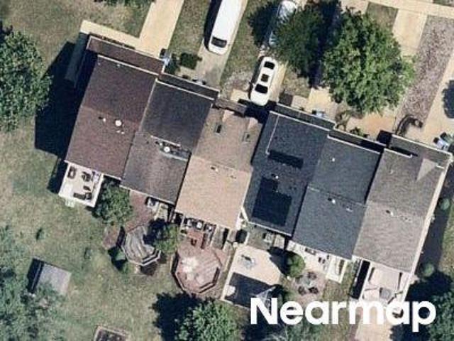 Stoneshire Dr