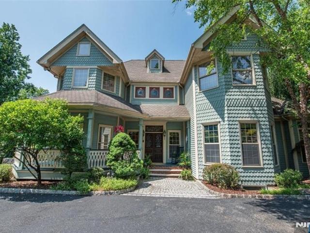 Stonetown Rd, Ringwood, Home For Sale