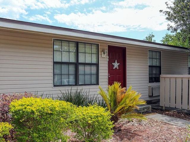 Stonewood 1 Bedroom Apartment for Rent at 8300 Old Kings Rd S, Jacksonville, FL 32217 Brierwood