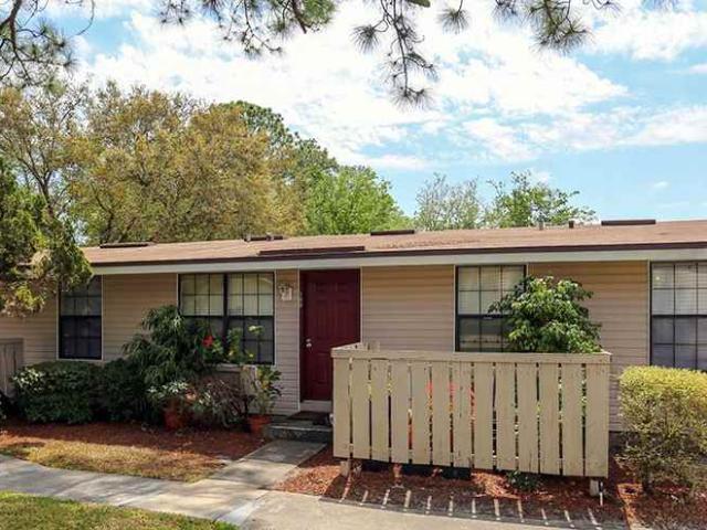Stonewood 1 Bedroom Apartment for Rent at 8300 Old Kings Rd S, Jacksonville, FL 32217 Brierwood