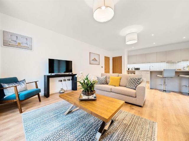 Stoneworks Place, Matlock Spa, Matlock DE4, 2 bed flat to rent, £1,550 pcm | PrimeLocation