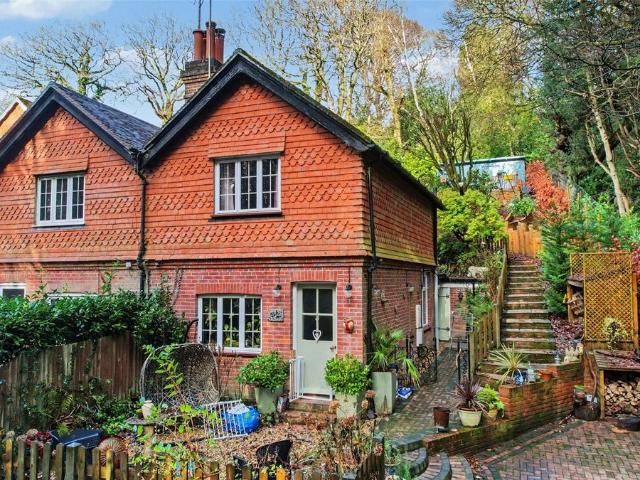 Stoney Bottom, Grayshott, Hindhead, Surrey GU26, 2 bed semi detached house to rent, £1,900 pcm | PrimeLocation