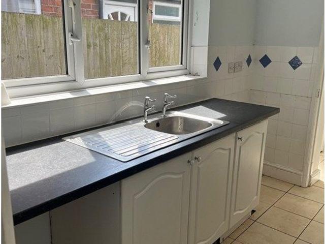 Stoney Lane, West Bromwich B71, 3 bed terraced house to rent, £995 pcm | PrimeLocation