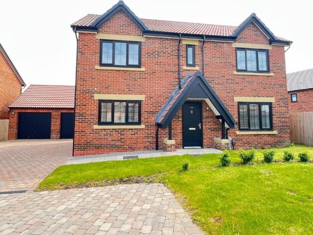 Stoney Wood Drive, Wynyard, Billingham 4 bed detached house to rent £1,795 pcm £414 pw