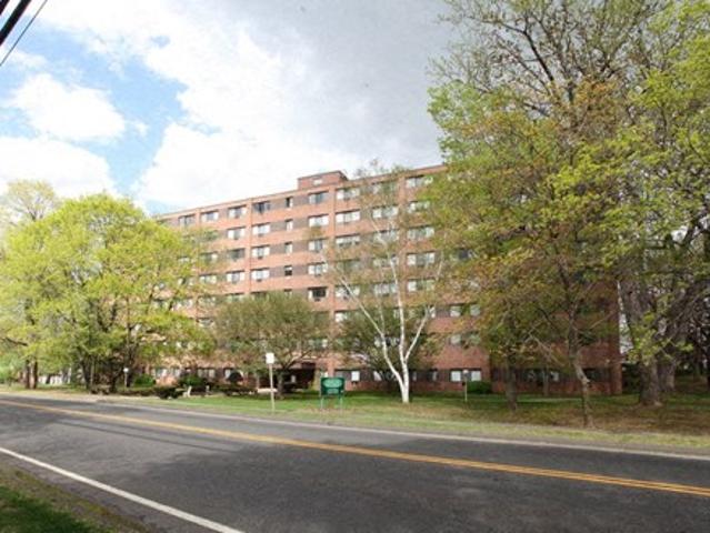 Stoneycrest Towers One Bedroom Flat
