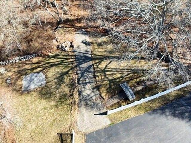 Stonington CT 06378 102316381