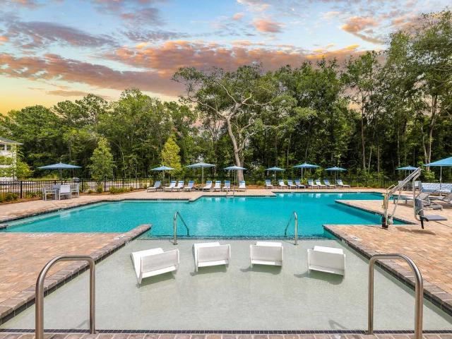 Stono Oaks 1 Bedroom Apartment for Rent at 555 Linger Longer Dr, Johns Island, SC 29455