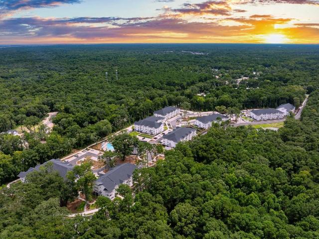 Stono Oaks 2 Bedroom Apartment for Rent at 555 Linger Longer Dr, Johns Island, SC 29455