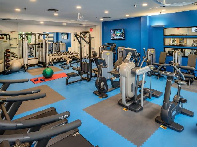 Stony Brook Commons 3 Bedroom Apartment for Rent at 390 Blue Ledge Dr, Boston, MA 02131 Metropolitan Hill Beach Street