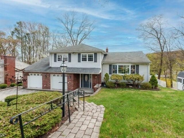 Stony Hill Ct, Butler, Home For Sale
