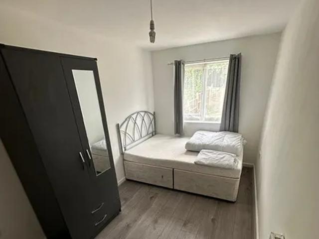Stony Lane, Smethwick, B67 7BA, United Kingdom | Room for rent #138314104 | Rentberry