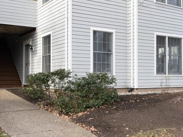 Stonyridge Dr Unit,lincoln Park, Condo For Sale