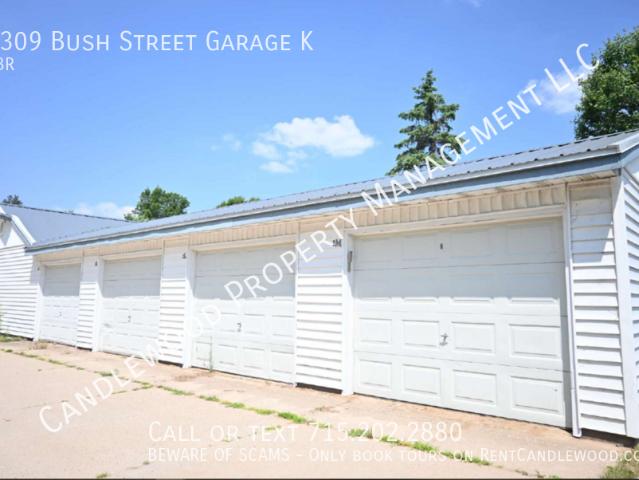 Storage Unit at 3301 Bush Street Available Now!