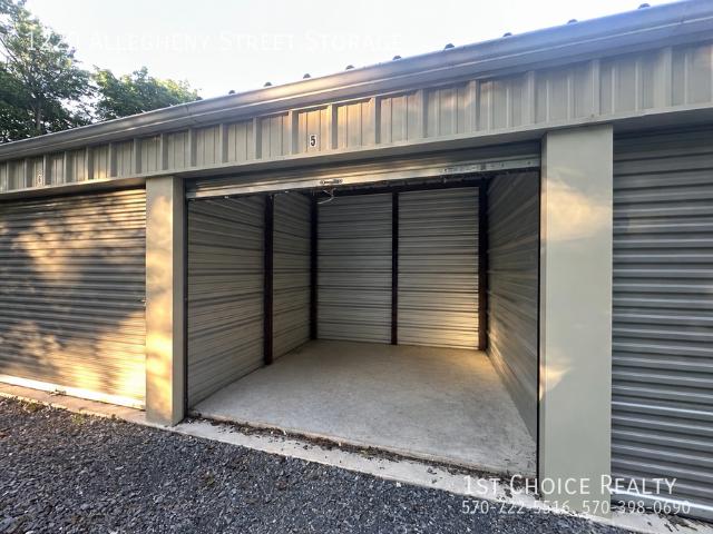Storage unit for rent!