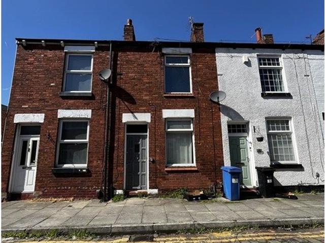 Store St, Stockport SK2, 2 bed terraced house to rent, £1,050 pcm | PrimeLocation
