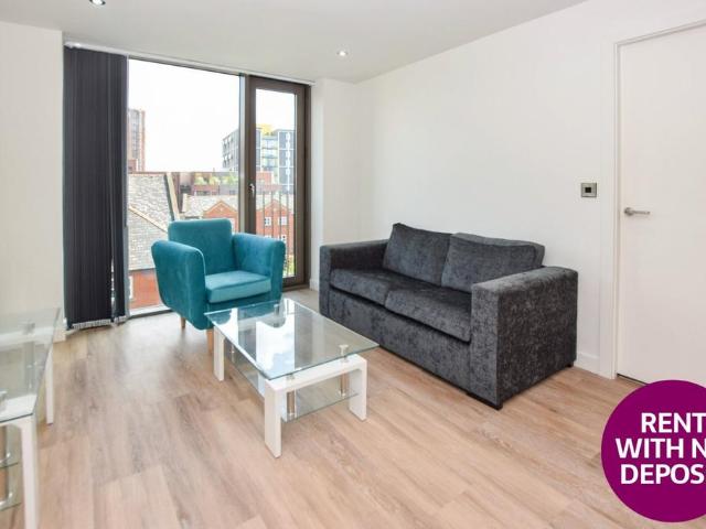 Store Street, Manchester, M1 2 bed flat to rent £1,550 pcm £358 pw
