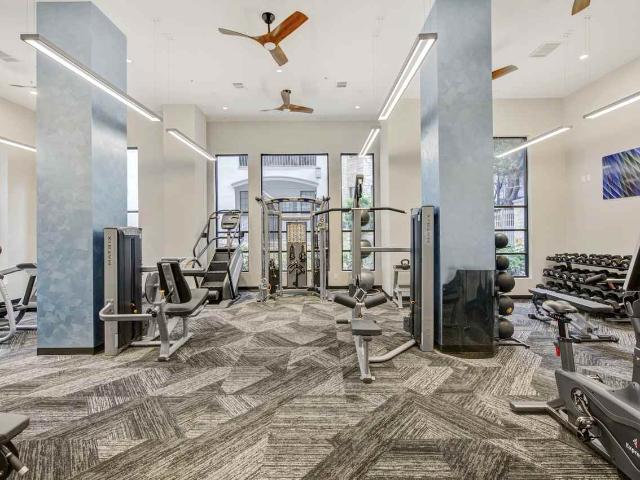 State Thomas Ravello 1 Bedroom Apartment for Rent at 2610 Allen St, Dallas, TX 75204 Uptown