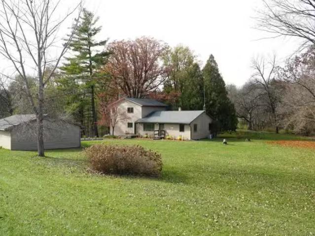 State Hwy 60, PRAIRIE DU CHIEN, WI 53821
