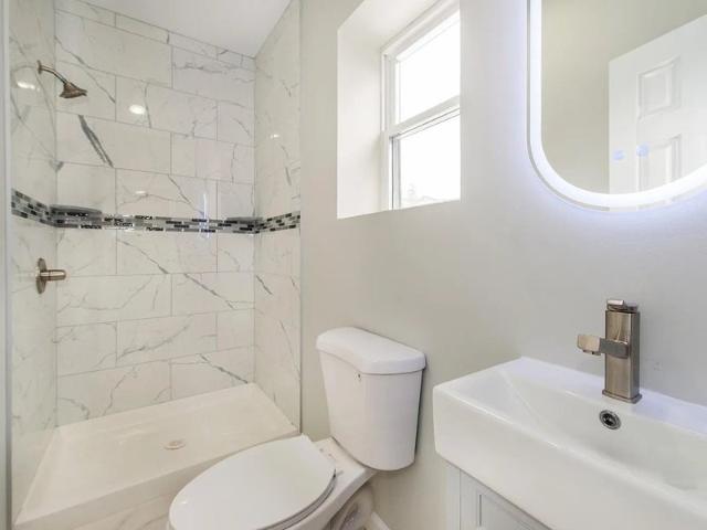 State_of_the_Art Renovated Apartment with Modern U