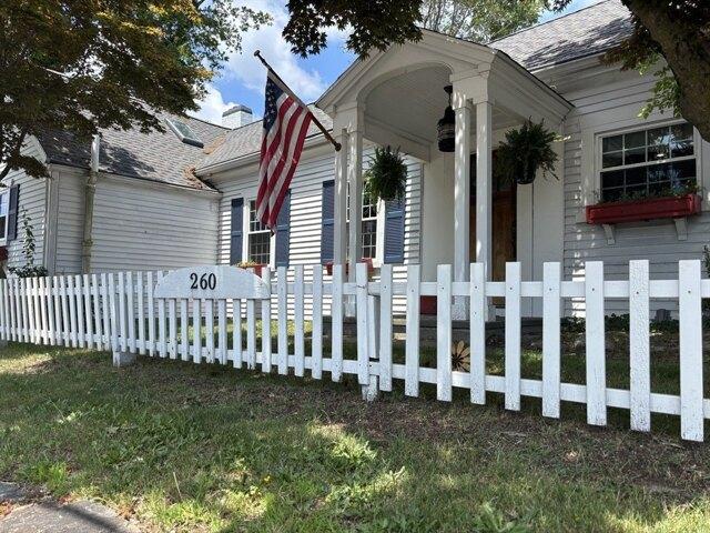State Rd, Dartmouth, Home For Sale