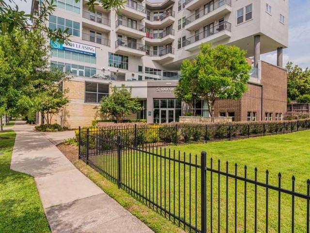 State Street 1 Bedroom Apartment for Rent at 1520 N Memorial Way, Houston, TX 77007 Washington Ave Memorial Park