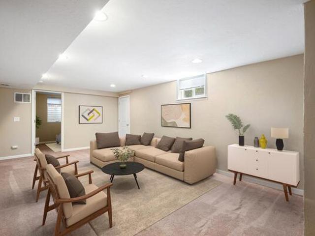 Stately Mid Century Skyland home near popular City Park