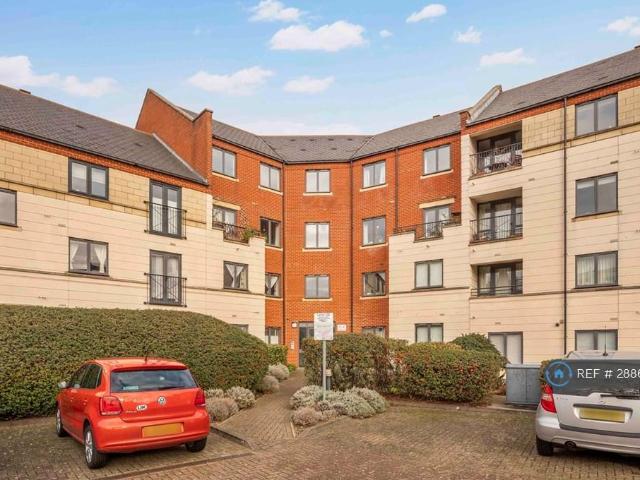 Statham Court, London, N7 2 bed flat to rent £2,300 pcm £531 pw