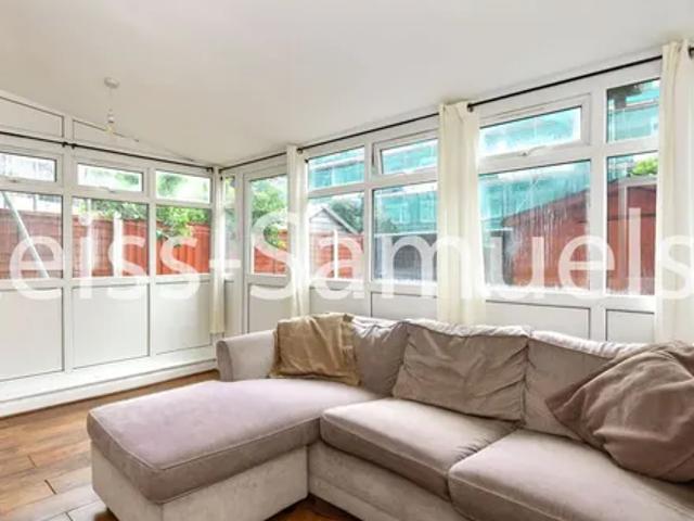 Statham House, Wadhurst Road, Nine Elms, London, SW8 4JY, United Kingdom | 4 bed house for rent #167862154 | Rentberry
